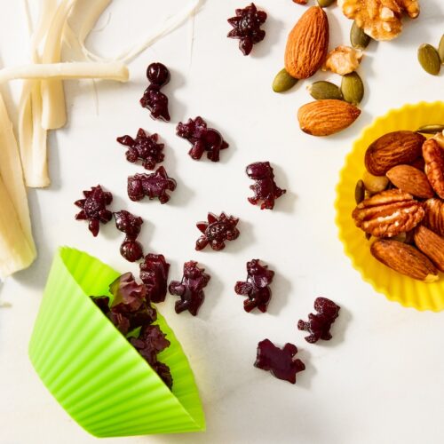 Healthy, Homemade Blueberry-Beet Gummy Recipe - Kids Eat in Color